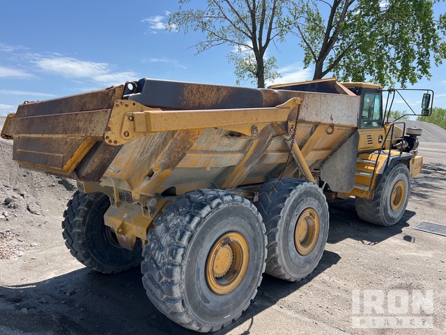 2006 John Deere 400D Articulated Dump Truck in Lathrop, Missouri ...