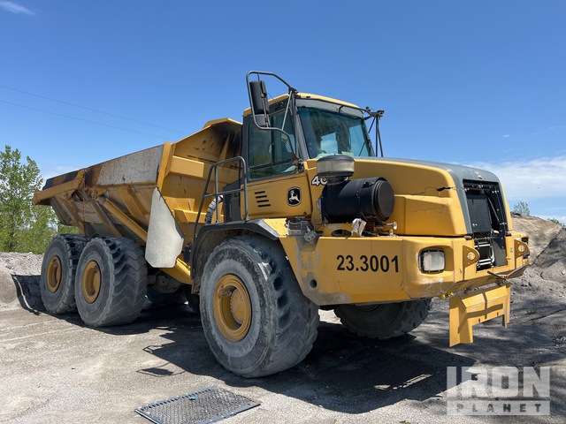 2006 John Deere 400D Articulated Dump Truck in Lathrop, Missouri ...