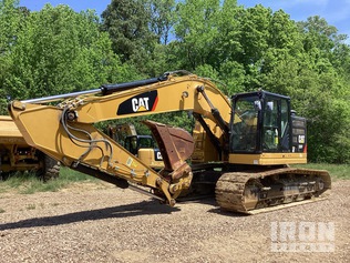 2019 Cat 335F L Tracked Excavator in Williamsburg, Virginia, United ...
