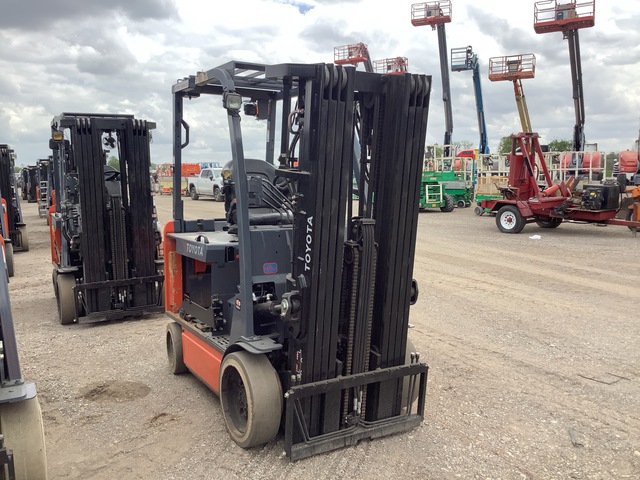 2017 Toyota 8FBCHU25 Electric Forklift in South Vienna, Ohio, United ...