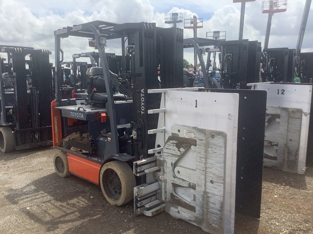 2017 Toyota 8FBCHU25 Electric Forklift in South Vienna, Ohio, United ...