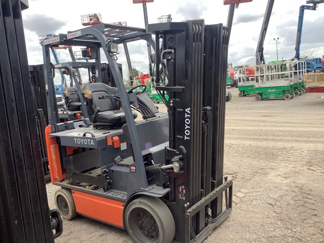 2017 Toyota 8FBCHU25 Electric Forklift in South Vienna, Ohio, United ...