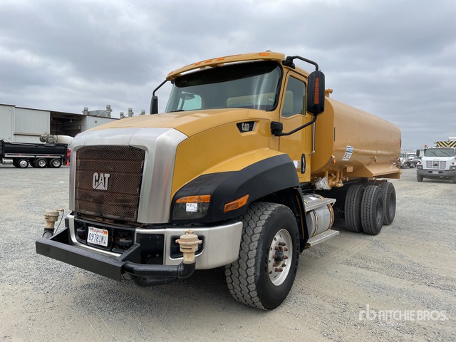 2014 Cat CT660 4000 gal 6x4 Water Truck | Ritchie Bros. Auctioneers