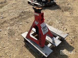 Surplus Jack Stand in Abilene, Kansas, United States (GovPlanet Item ...