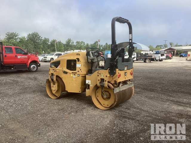 2016 Cat CB36B Double Drum Roller in Boutte, Louisiana, United States ...