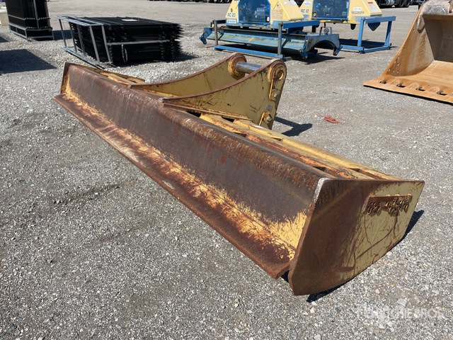 Empire 12 ft Backfill Blade - Fits Cat 345 | Ritchie Bros. Auctioneers