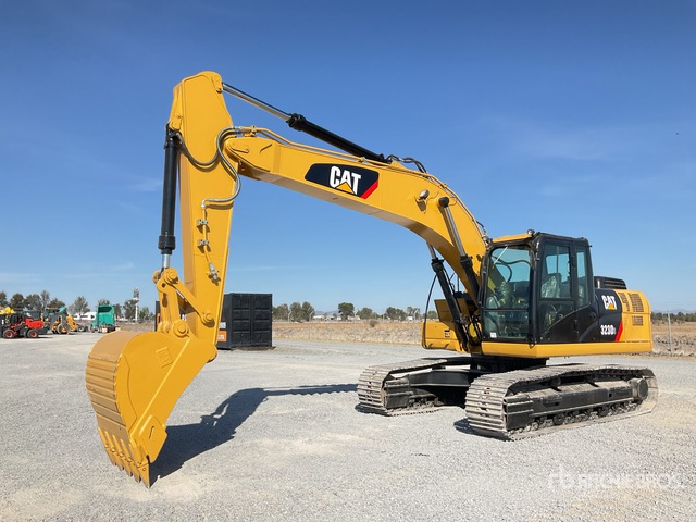 2019 Cat 323D3 Excavadora Hidraulica / Tracked Excavator | Ritchie Bros ...