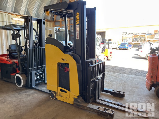 2007 Yale NR040DANS24TE091 4000 lb Reach Truck in New Dundee, Ontario ...