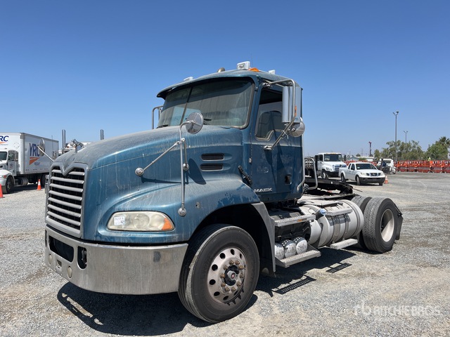 2018 Mack CXU612 4x2 S/A Day Cab Truck Tractor | Ritchie Bros. Auctioneers