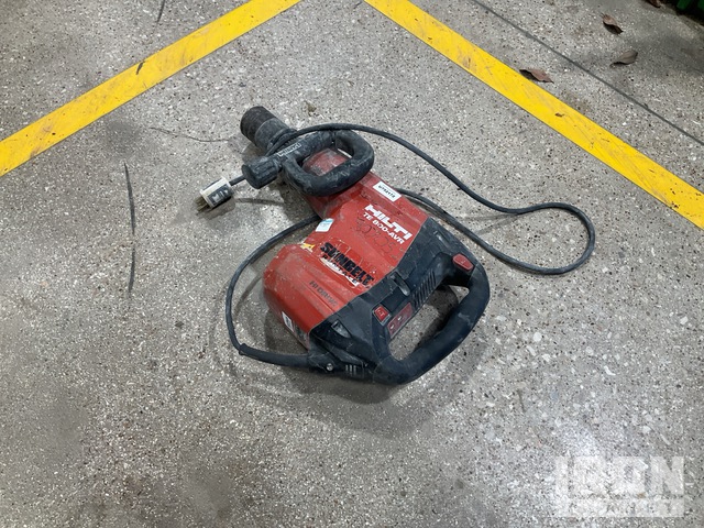 2016 Hilti TE800-AVR Rotary Hammer in GRAPEVINE, Texas, United States ...