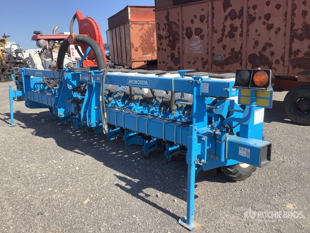 2019 Monosem NG+8-33-0 10 Row Planter | Ritchie Bros. Auctioneers