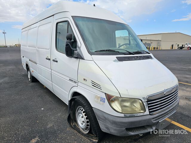 2005 Freightliner Sprinter 2500 Cargo Van, El Paso, Texas, Estados ...