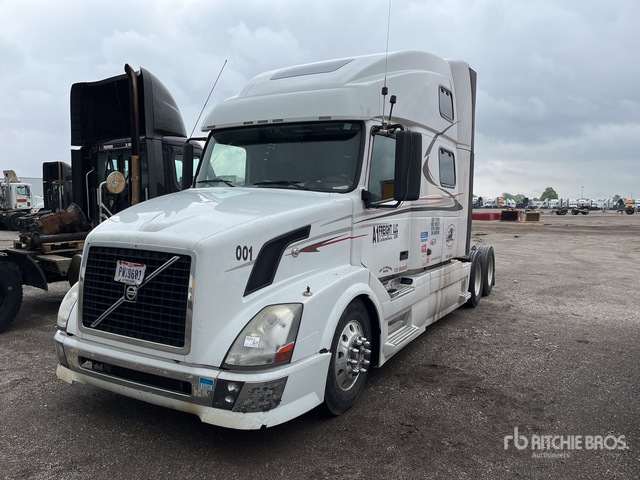 2009 Volvo VNL780 6x4 T/A Sleeper Truck Tractor (Inoperable) | Ritchie ...