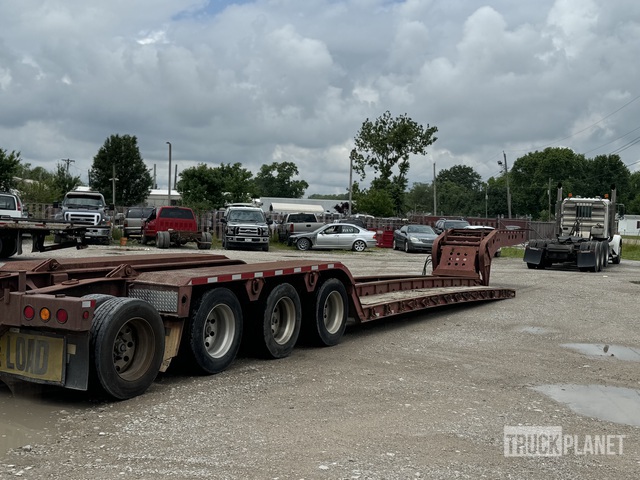 2005 Fontaine TH604DSR 60 ton Quad/A Removable Gooseneck Lowboy Trailer ...