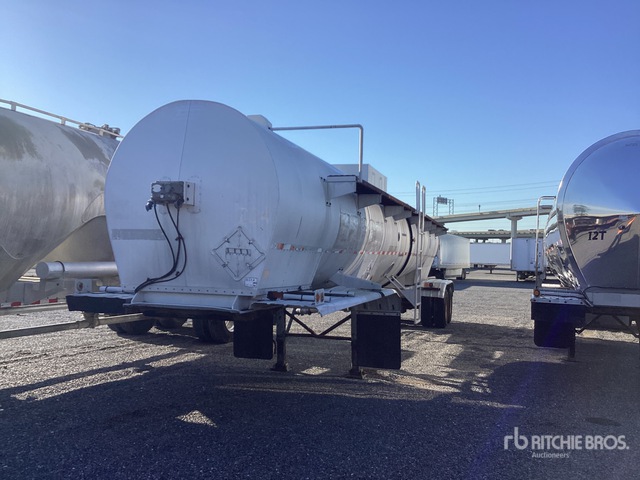 1989 Trailmaster 6500 gal T/A Tanker Trailer | Ritchie Bros. Auctioneers