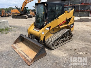 2012 Cat 257B3 Two-Speed Compact Track Loader in Lebanon, Indiana ...