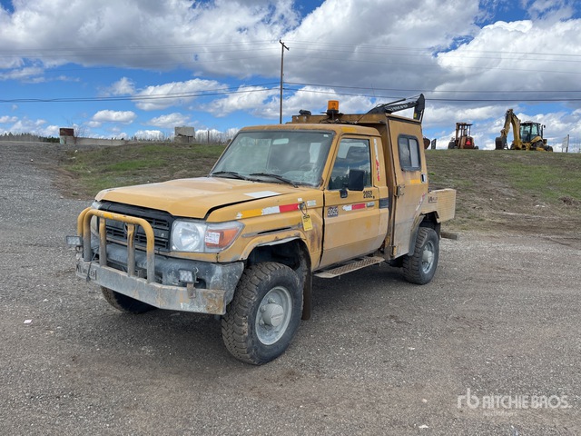 2009 Toyota Land Cruiser HZJ79L 4WD SUV | Ritchie Bros. Auctioneers