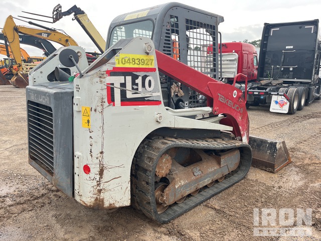 2016 Takeuchi TL10R Two-Speed High Flow Compact Track Loader in Humble ...
