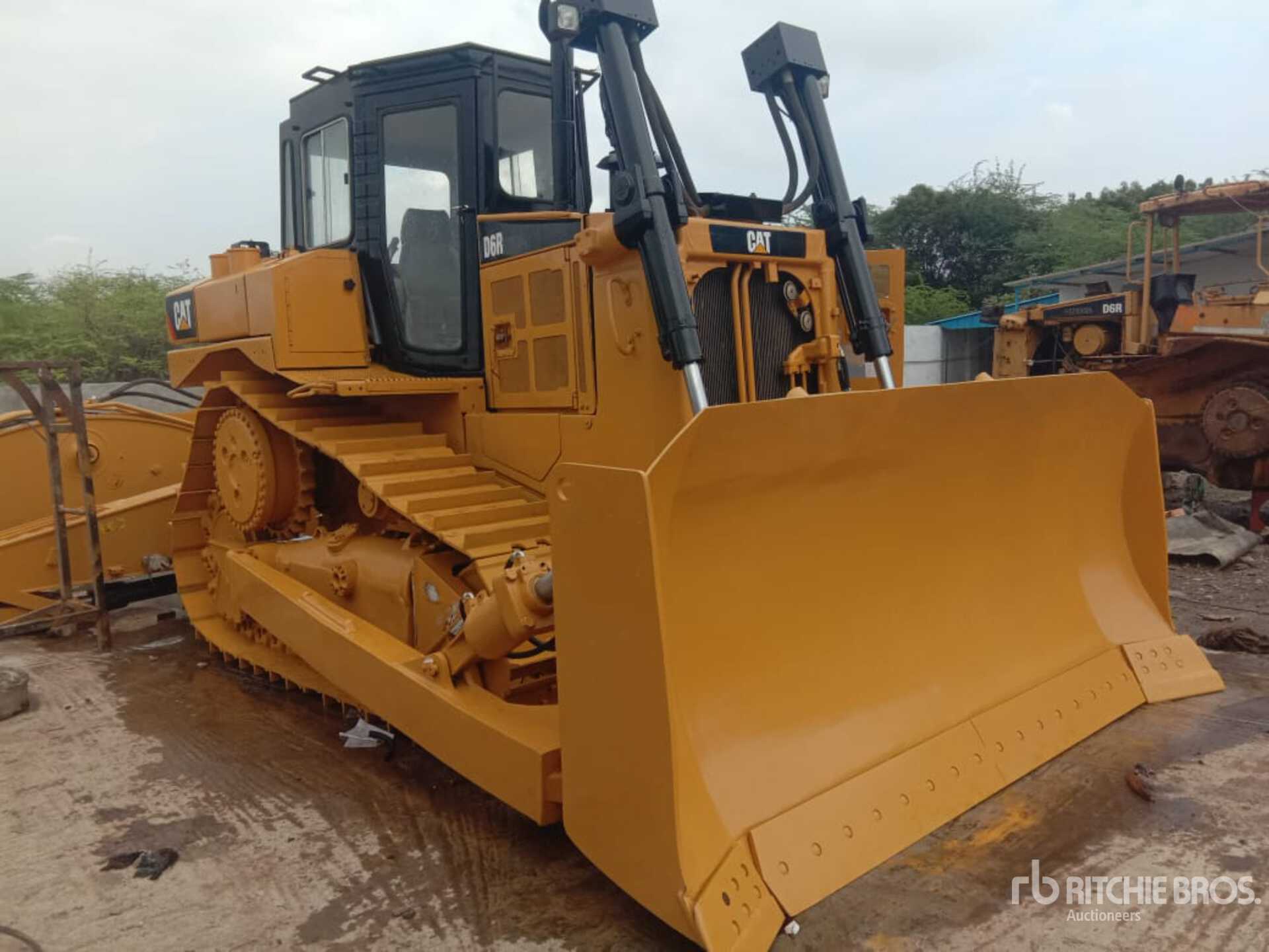 2015 Cat D6R Tractor sobre Orugas / Tractor de cadenas | Ritchie Bros ...