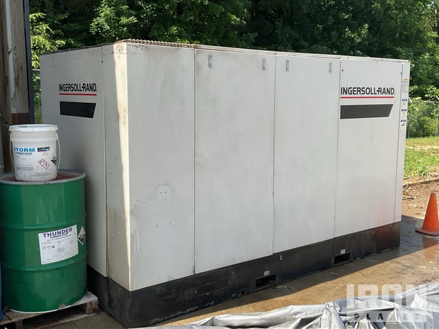 Ingersoll-Rand SSR-EP150 670 cfm Skid-Mounted Electric Air Compressor ...