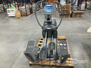 Surplus Octane Fitness Pro4700 Adjustable Stride Gym Elliptical ...