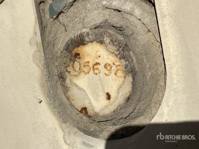 24 in x 13 ft Stationary Stacking Discharge conveyor off Pioneer KPI ...