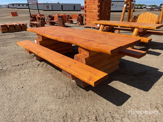 9 ft 6 in Artistic Log Picnic Table | Ritchie Bros. Auctioneers
