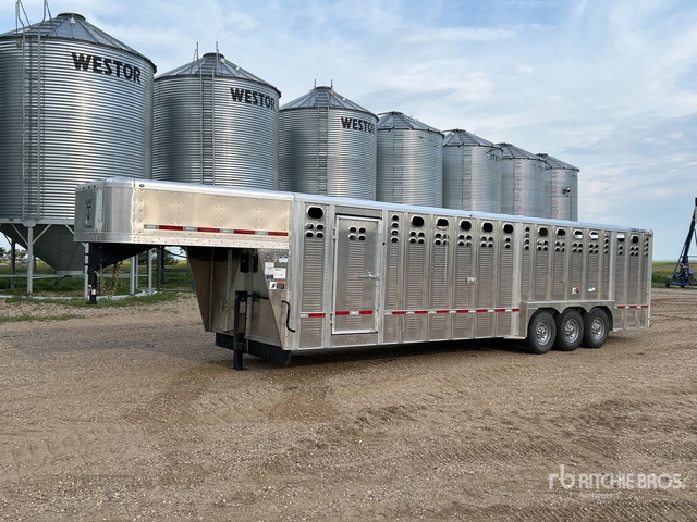 2024 Wilson Foreman 30 ft Tri/A Gooseneck Livestock Trailer | Ritchie ...