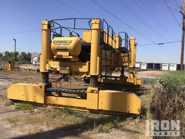 1998 Gomaco GP-4000 Concrete Paver in Phoenix, Arizona, United States ...