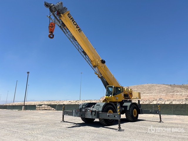 2000 Grove RT760E 60 ton 4x4x4 Rough Terrain Crane | Ritchie Bros ...