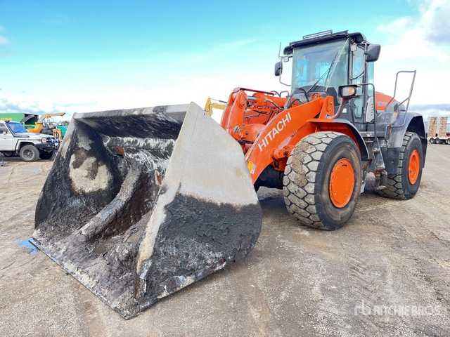 2019 Hitachi ZW220-5B Wheel Loader | Ritchie Bros. Auctioneers