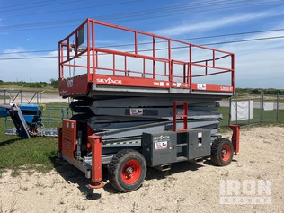 Skyjack SJ9250 RT 4x4 Dual Fuel Scissor Lift in Manor, Texas, United ...