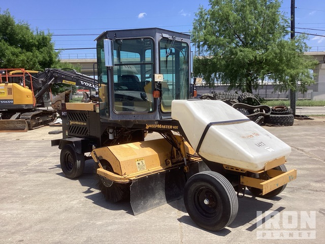 2016 Laymor Sweepmaster 400 Self-Propelled Broom in DALLAS, Texas ...