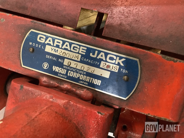 Surplus Yasui YM2000M Hydraulic Service Jack in Chambersburg ...