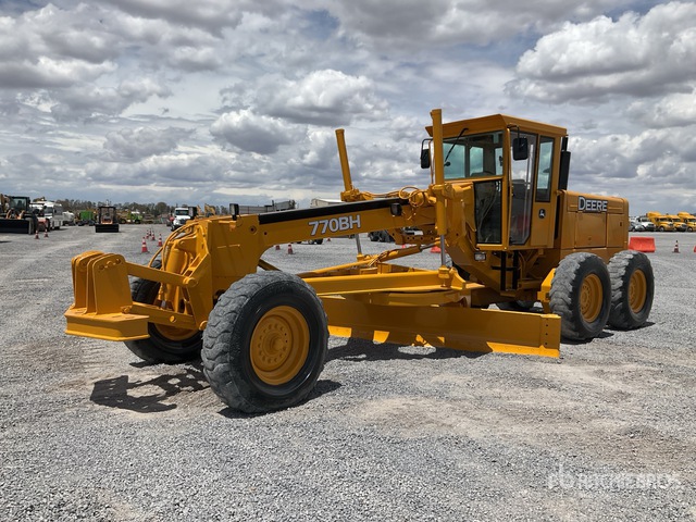 1991 John Deere 770BH Motoconformadora / Motor Grader | Ritchie Bros ...