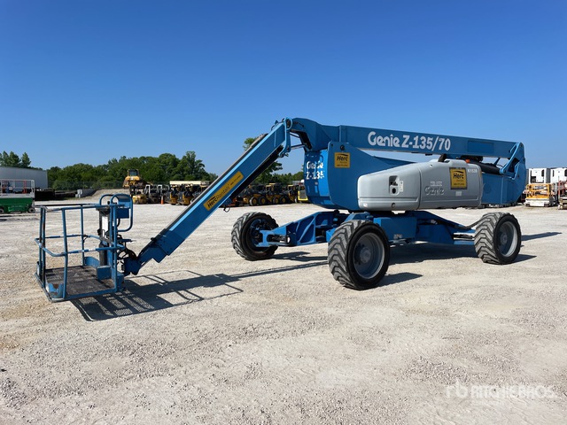 2013 Genie Z135/70 4WD Diesel Articulating Boom Lift | Ritchie Bros ...