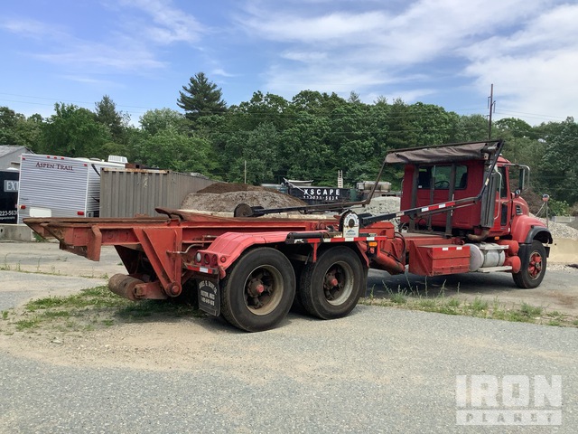 2007 Mack CV713 6x4 Roll-Off Truck in North Easton, Massachusetts ...