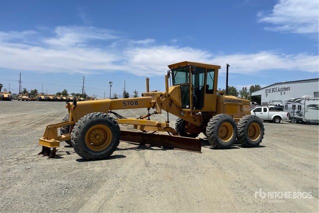 1989 John Deere 570B Motor Grader | Ritchie Bros. Auctioneers
