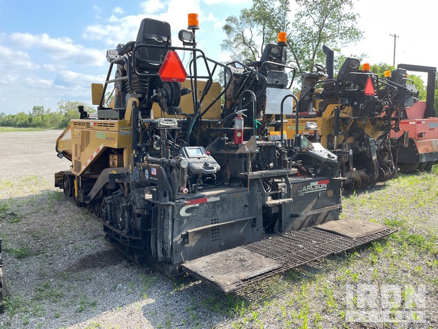 2017 Cat AP1055F Track Asphalt Paver in Ottawa Lake, Michigan, United ...