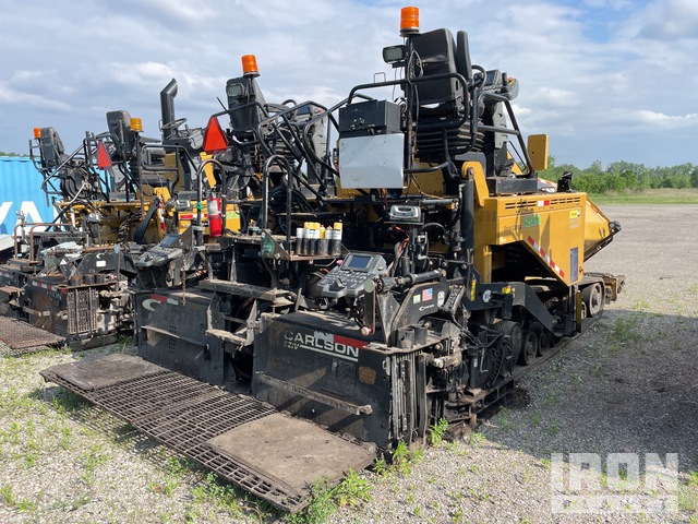 2017 Cat AP1055F Track Asphalt Paver in Ottawa Lake, Michigan, United ...
