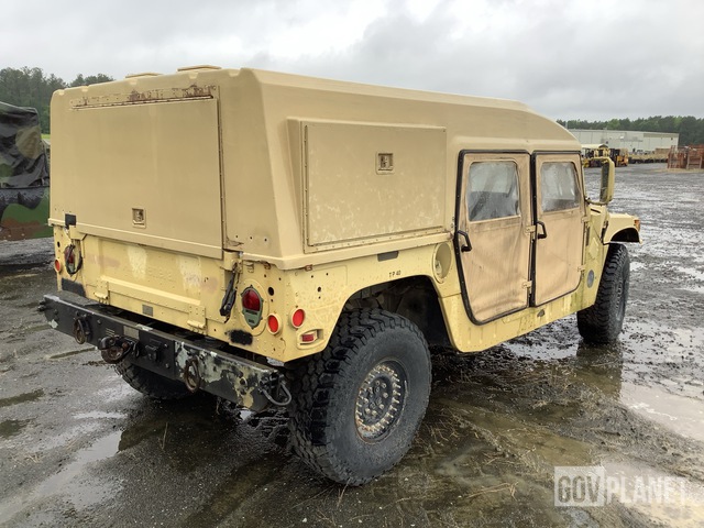 Surplus AM General M1097R1 HMMWV 4 Door Hard Top w/Helmet Top in Butner ...