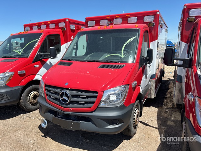 2015 Mercedes-Benz Sprinter 3500 AEV 4x2 Ambulance (Inoperable ...