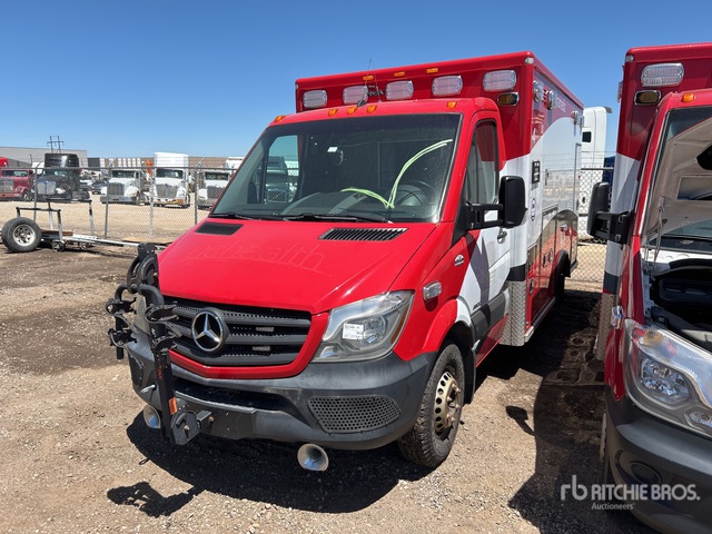 2016 Mercedes-Benz Sprinter 3500 AEV 4x2 Ambulance (Inoperable ...