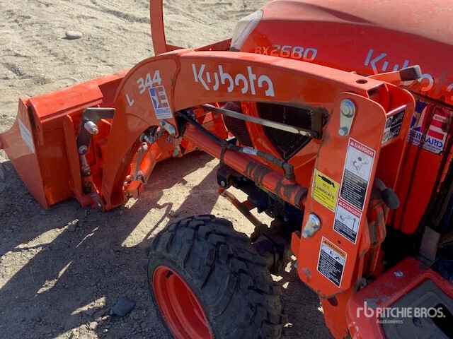 Kubota LA344S Front Loader Attachment in THERMAL, California, United ...