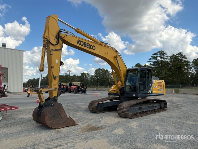 Kobelco SK260LC-10 Tracked Excavator | Ritchie Bros. Auctioneers