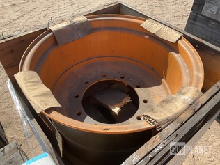 Surplus (6) CNH Industrial 104907A1 Wheels in Doyle, California, United ...