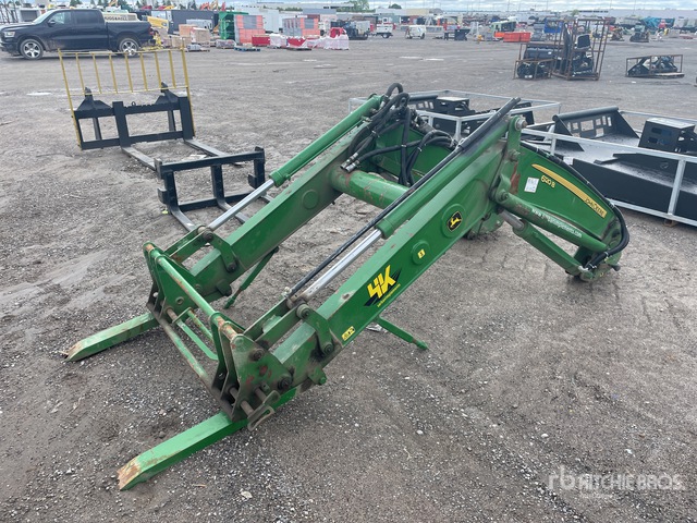 John Deere 612B Front Loader Attachment | Ritchie Bros. Auctioneers