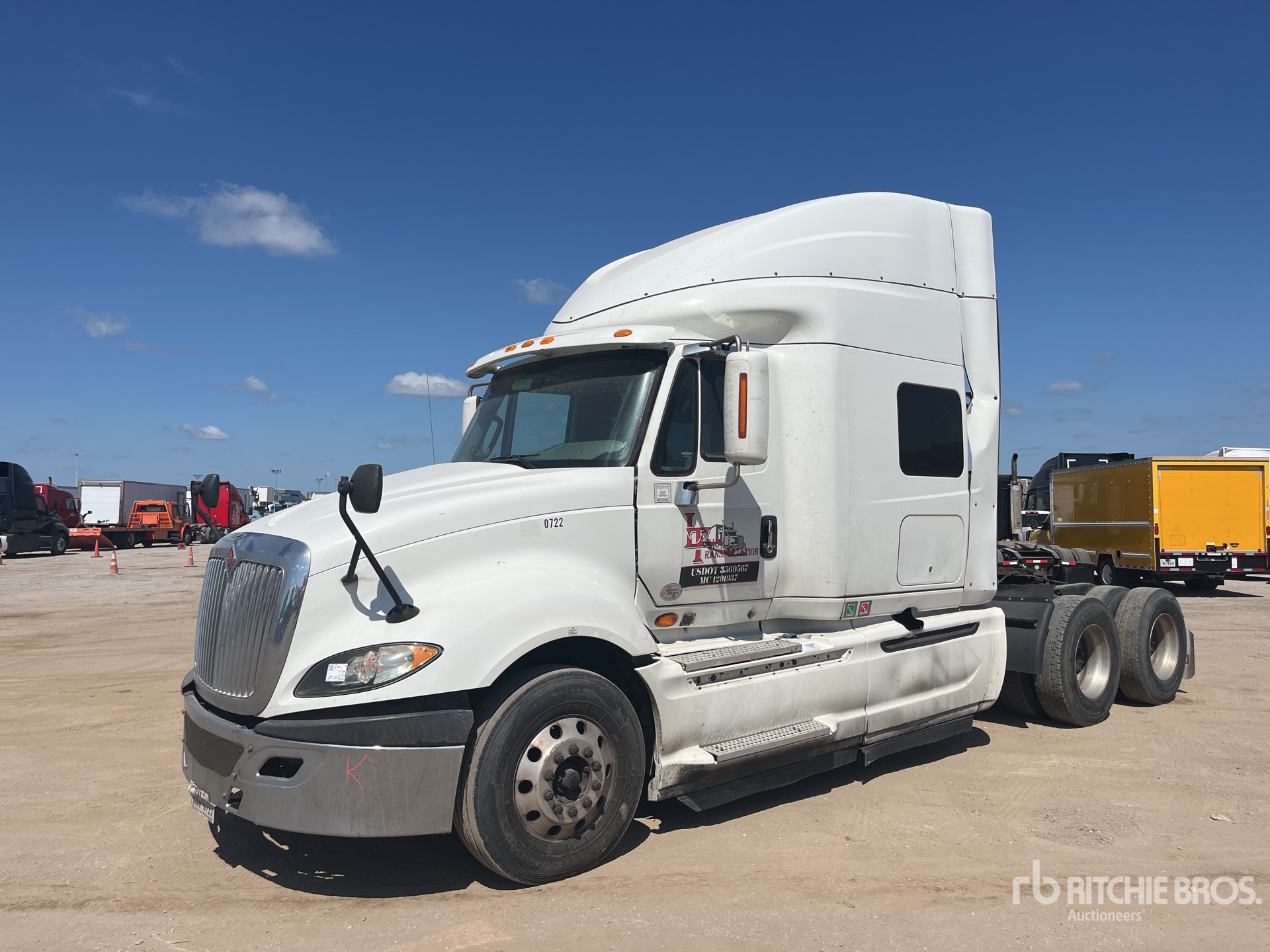 2016 International LF687 6x4 T/A Sleeper Truck Tractor | Ritchie Bros ...