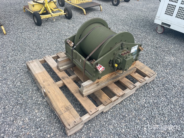 Brevini BW5200/V Winch (Unused) | Ritchie Bros. Auctioneers