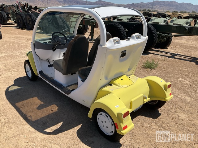 Surplus GEM Utility Vehicle in Yermo, California, United States ...